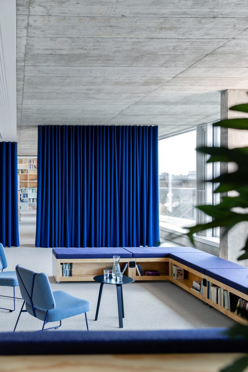 Schallabsorbierene Akustikstoffe